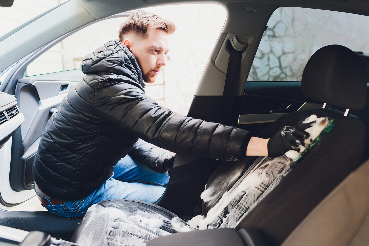 The Most Effective Solutions for Smelly Car Problems | GC’s Junk Cars